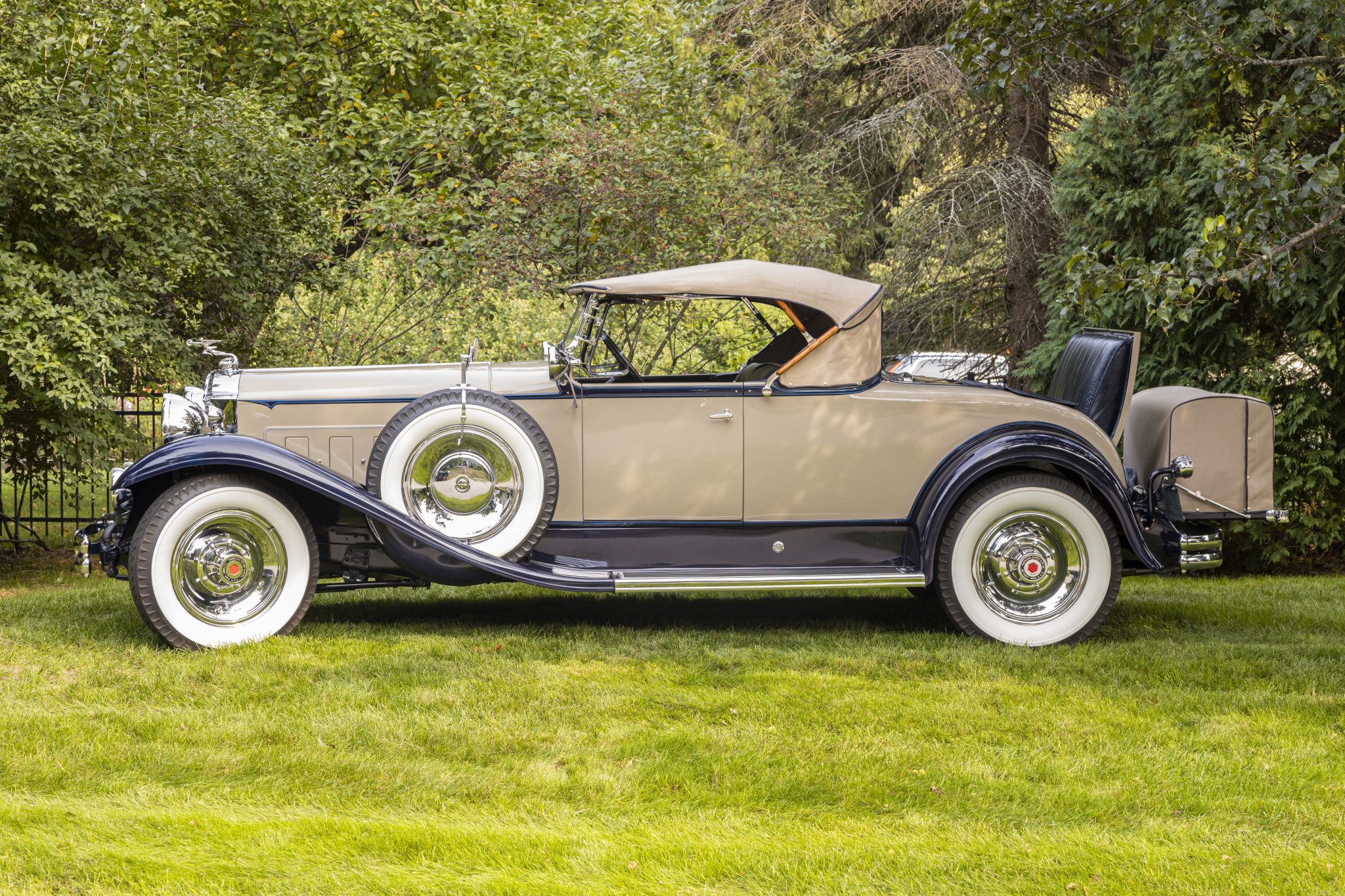 1931 Packard Model 840 Deluxe Eight Roadster - Classic Promenade