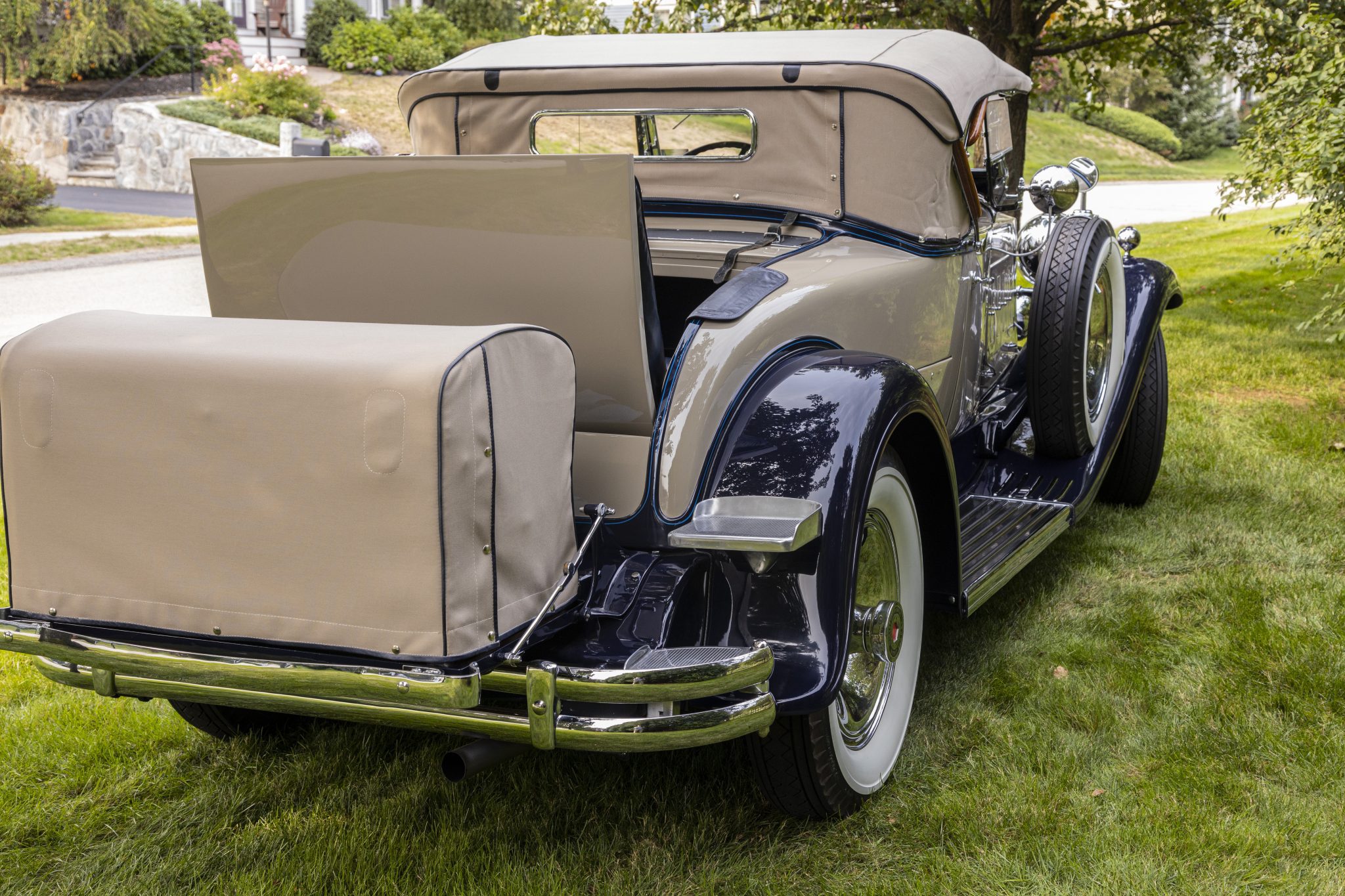 1931 Packard Model 840 Deluxe Eight Roadster - Classic Promenade