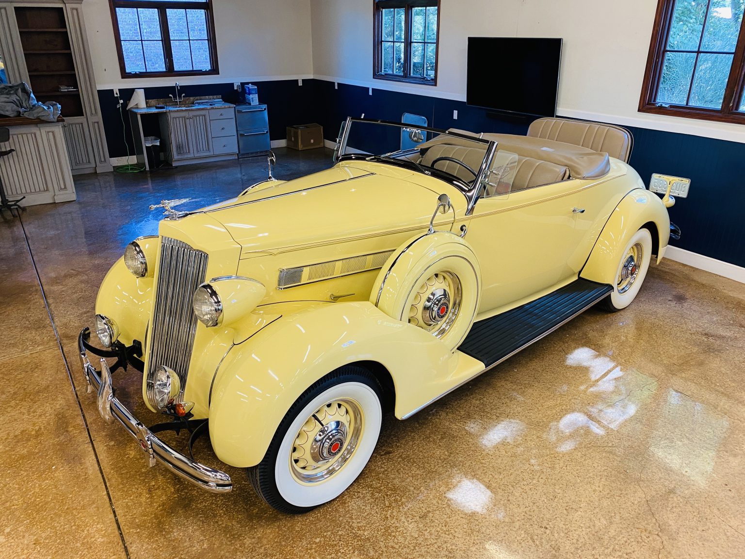 1936 Packard 120 Convertible Coupe - Classic Promenade