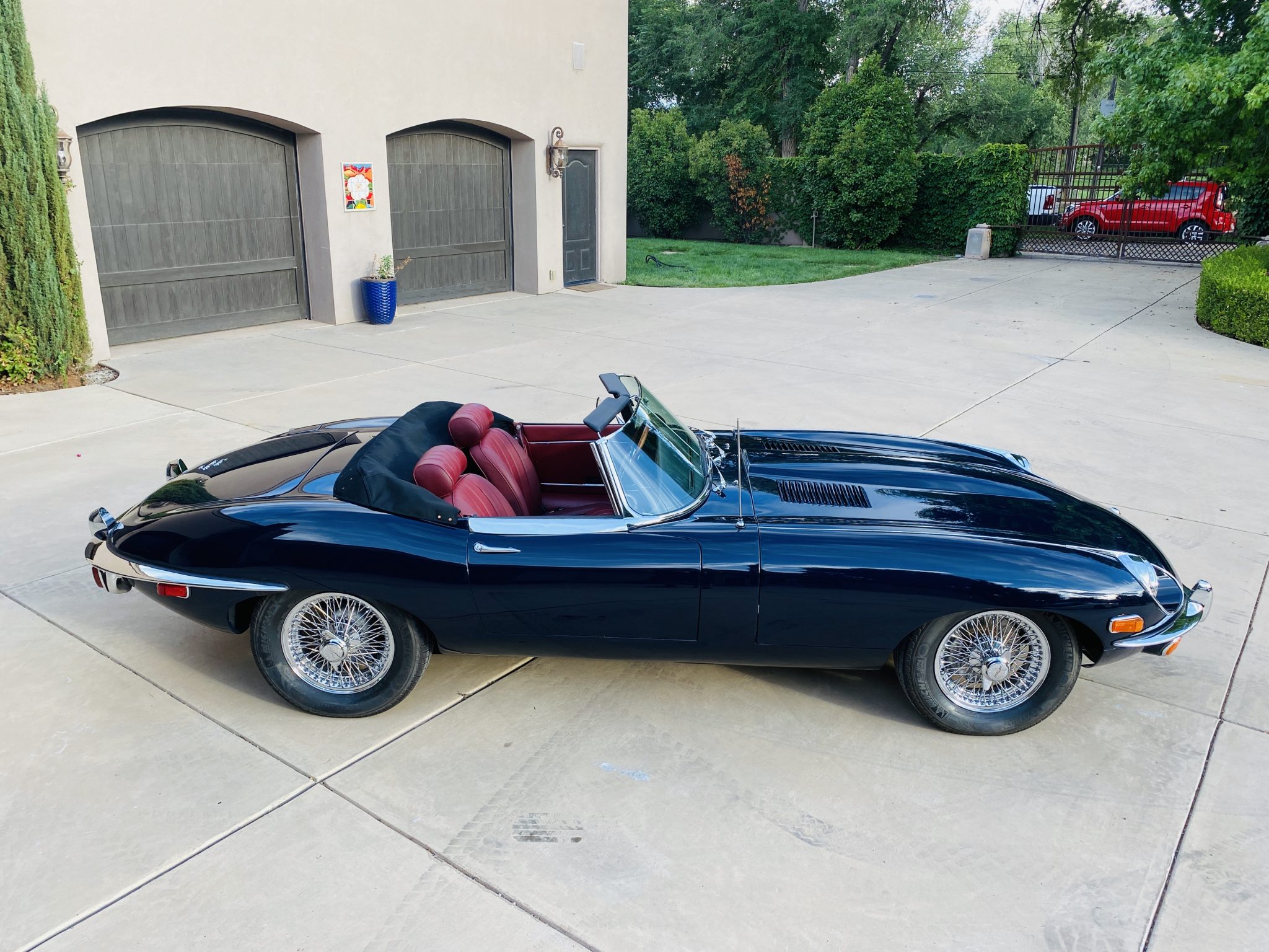 1971 Jaguar XKE Series II OTS Roadster - Classic Promenade