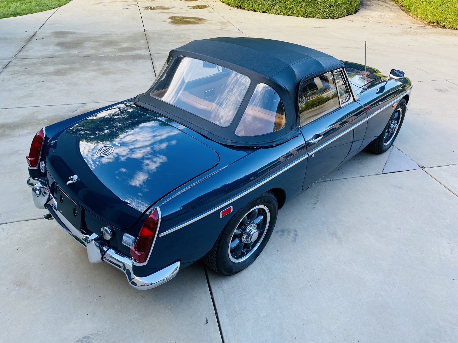 1969 MG MGC Roadster - Classic Promenade