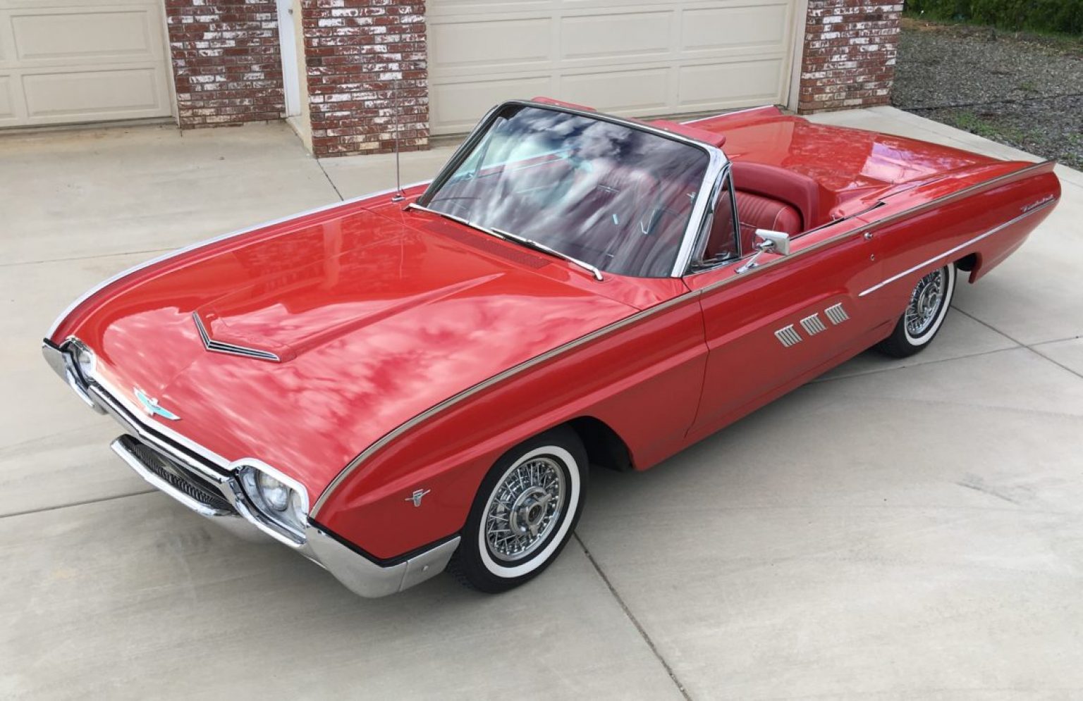 1963 Ford Thunderbird - Classic Promenade