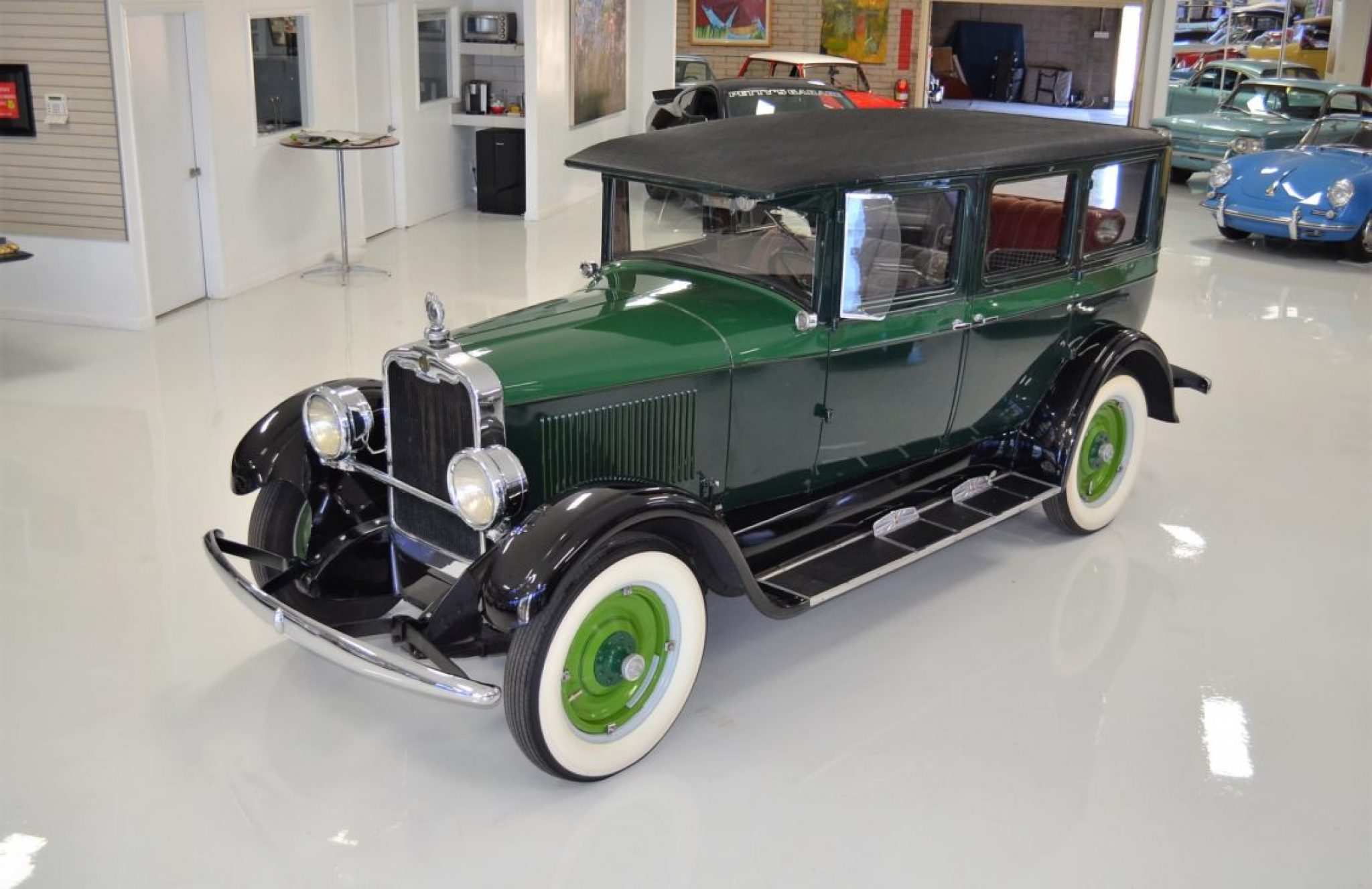 1927 Peerless 6-60 Sedan - Classic Promenade