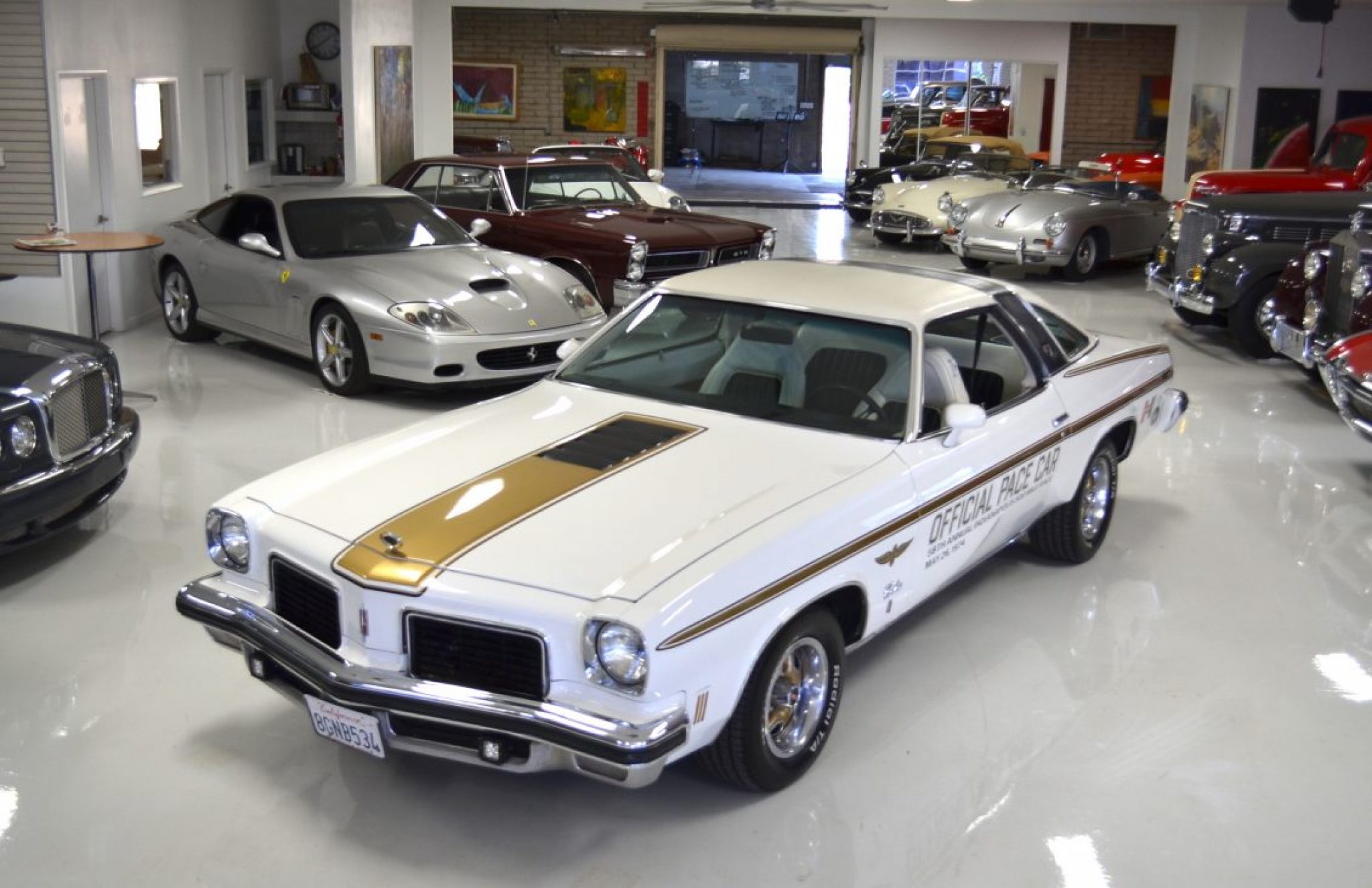 1974 Oldsmobile Hurst Cutlass - Classic Promenade