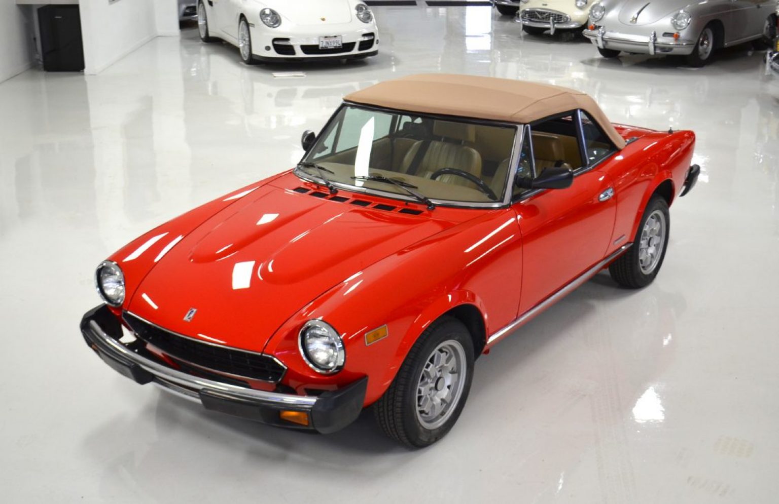 1984 Pininfarina Spider Azzurra - Classic Promenade