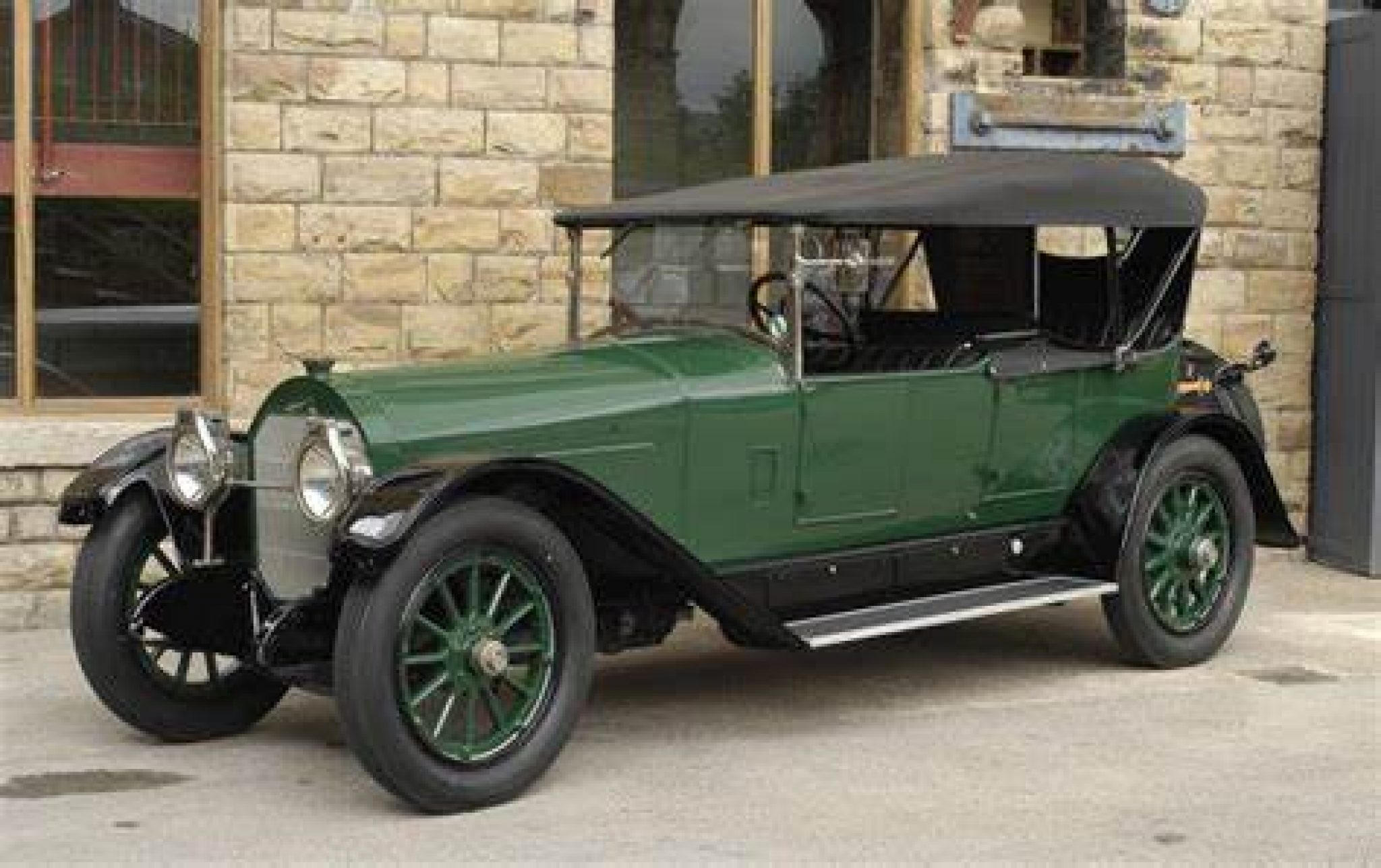 1926 Locomobile Model 48 Sportif - Classic Promenade