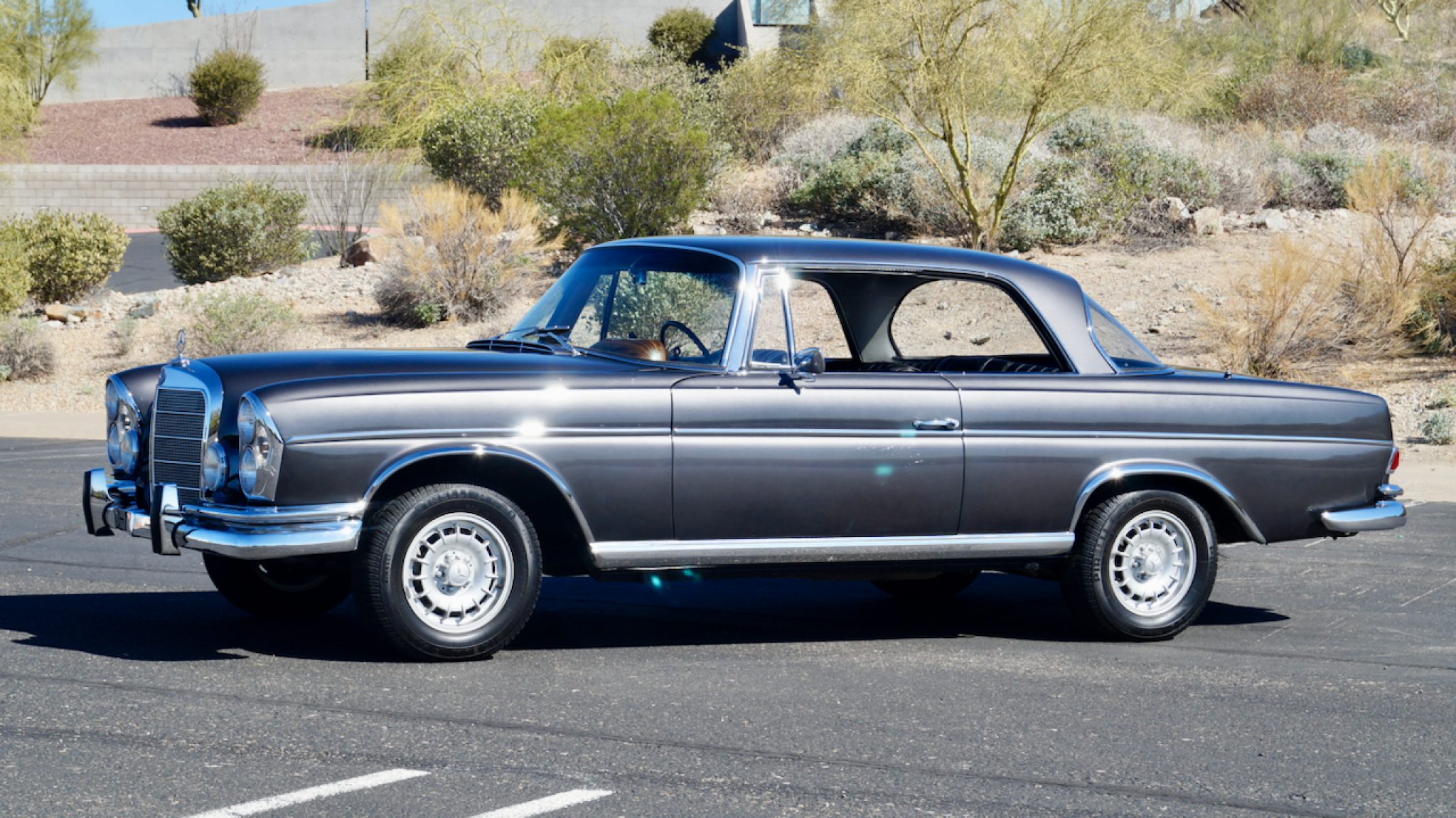 1966 Merceds-Benz 300SE Coupe - Classic Promenade