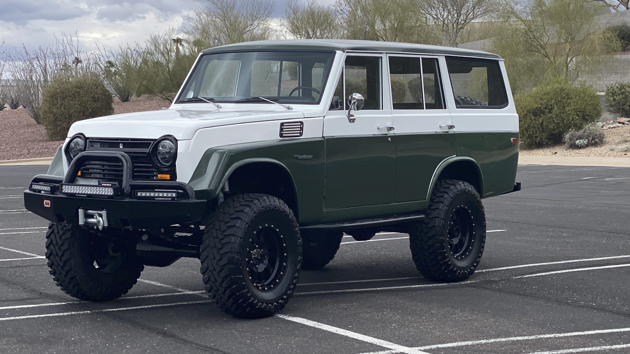 1970 Toyota Land Cruiser FJ55 Custom - Classic Promenade