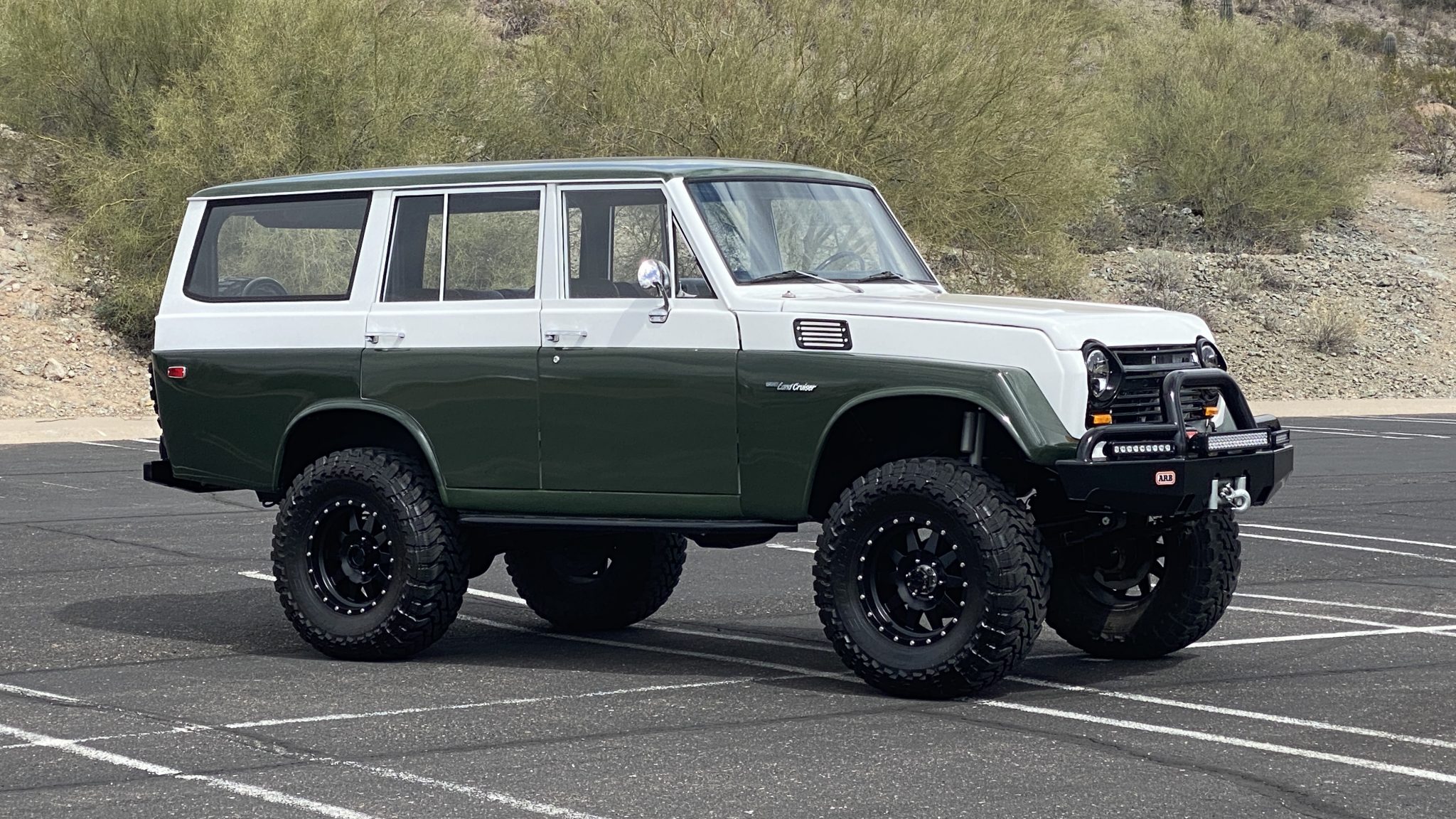 1970 Toyota Land Cruiser FJ55 Custom - Classic Promenade