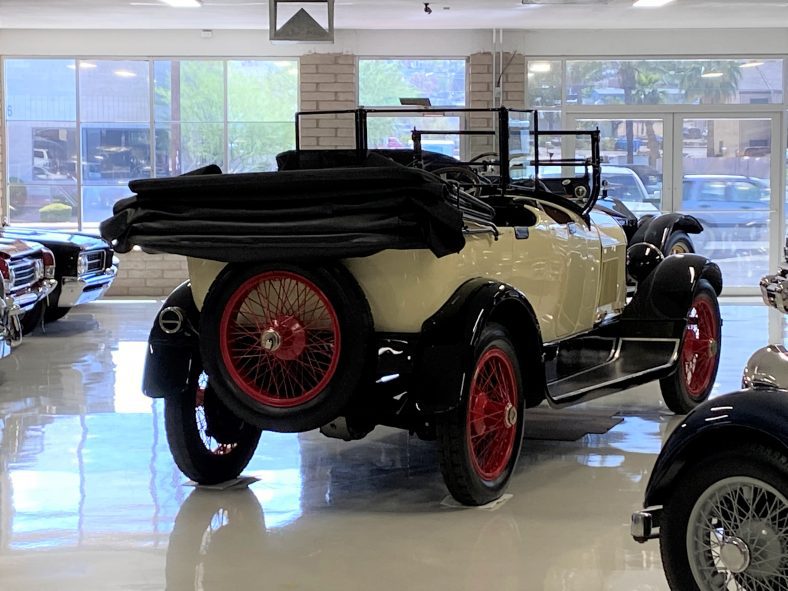 1922 Marmon Model 34B Touring - Classic Promenade