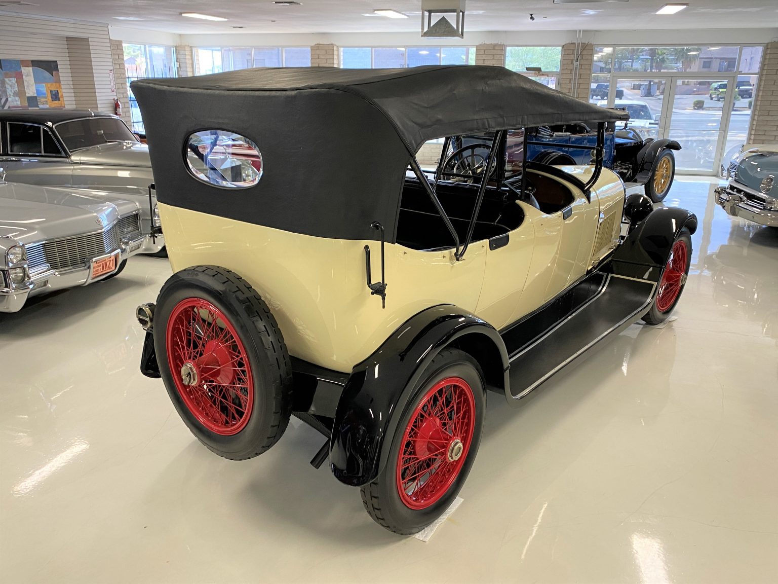 1922 Marmon Model 34B Touring - Classic Promenade