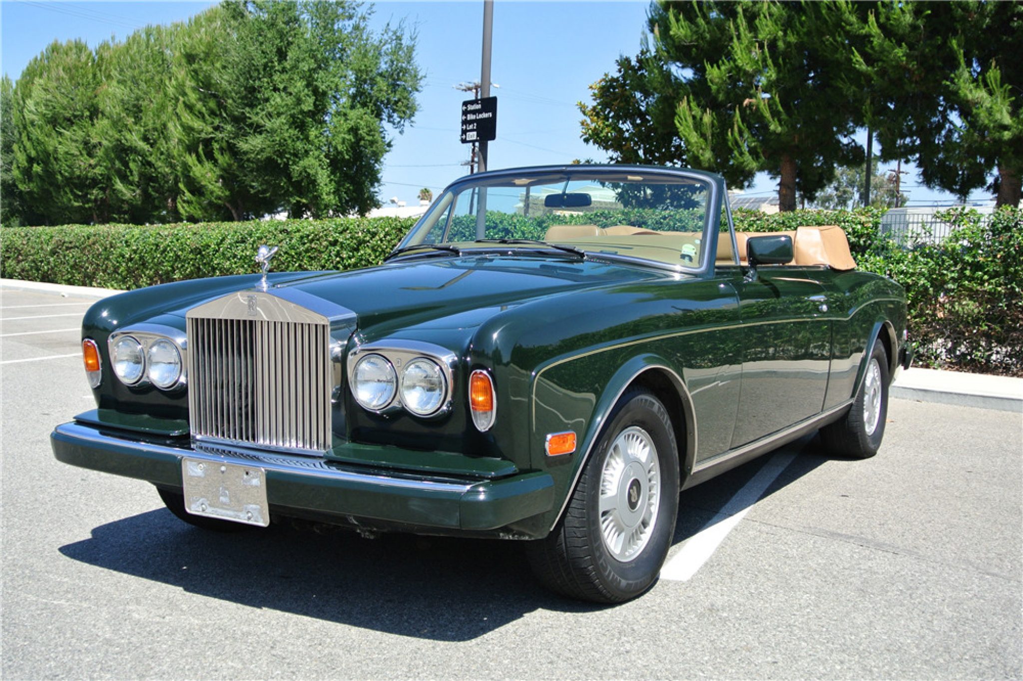 Corniche Archives - Classic Promenade