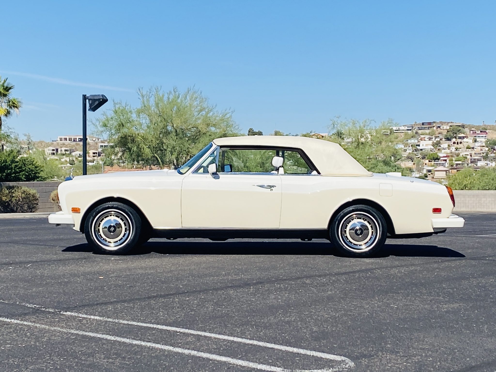 1992 Rolls-Royce Corniche IV - Classic Promenade