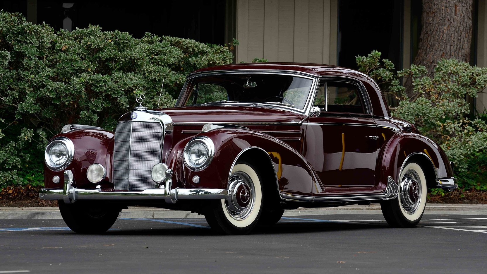 300Sc Archives - Classic Promenade