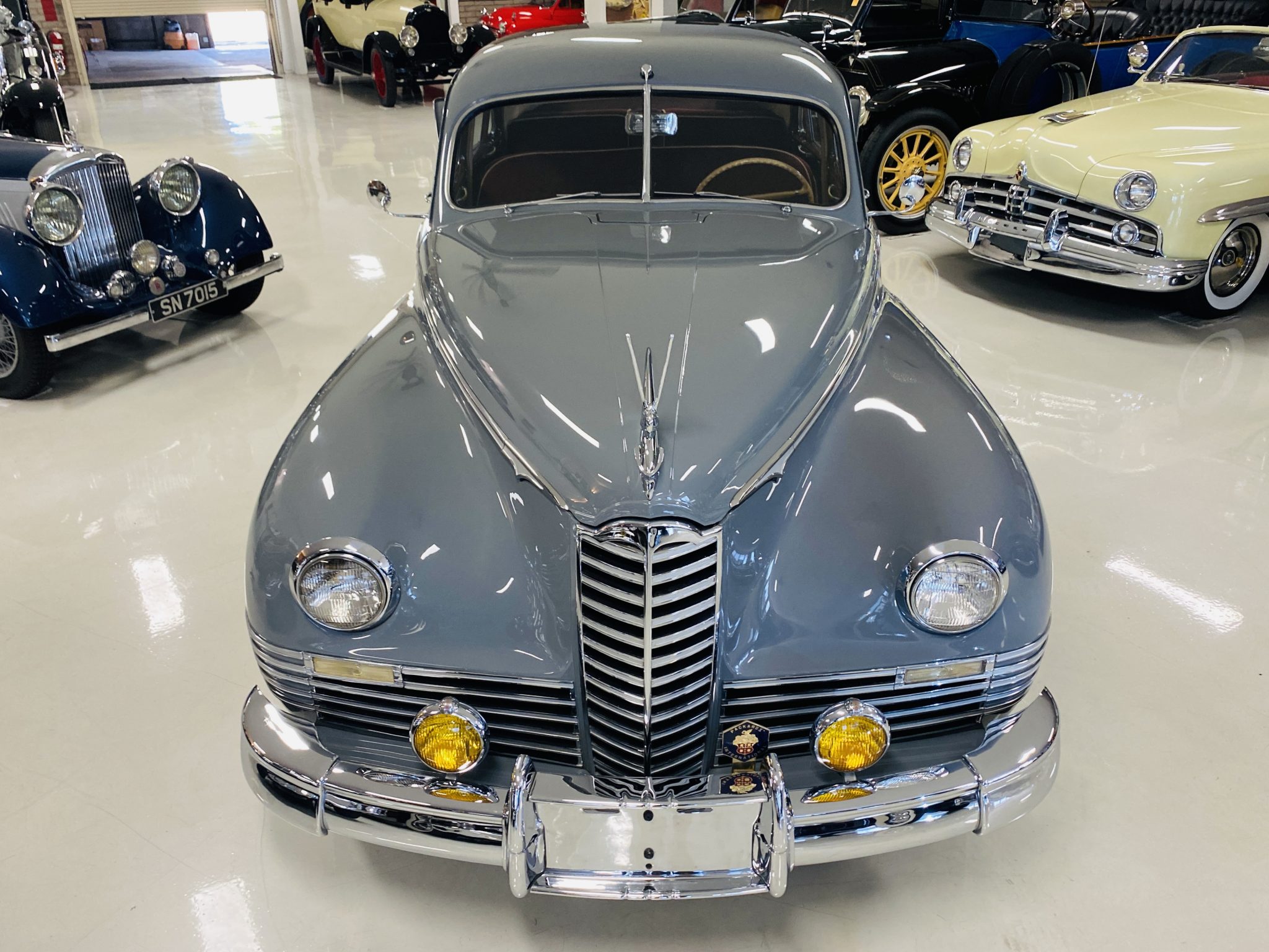 1947 Packard Custom Super Clipper - Classic Promenade