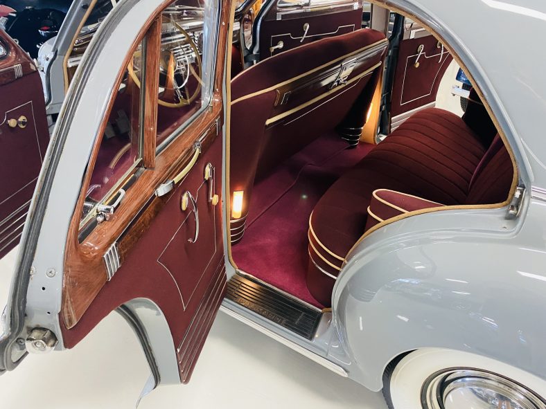 1947 Packard Custom Super Clipper - Classic Promenade