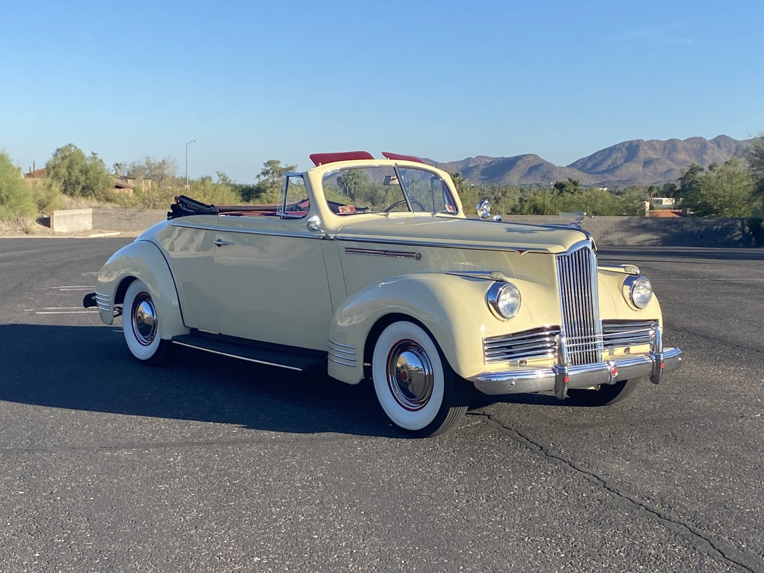 1942 Packard 110 Convertible Coupe - Classic Promenade