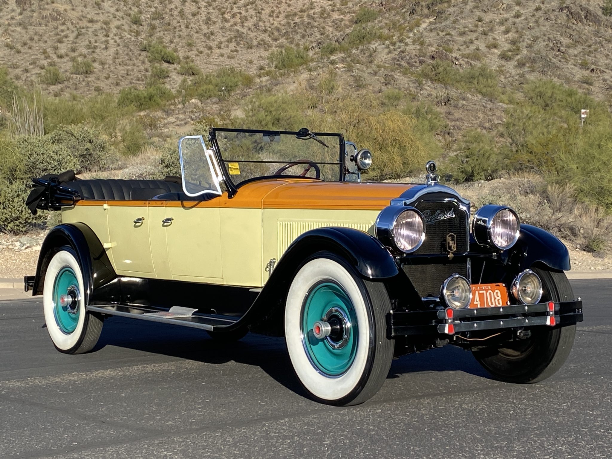 1925 Packard Eight 243 Touring - Classic Promenade