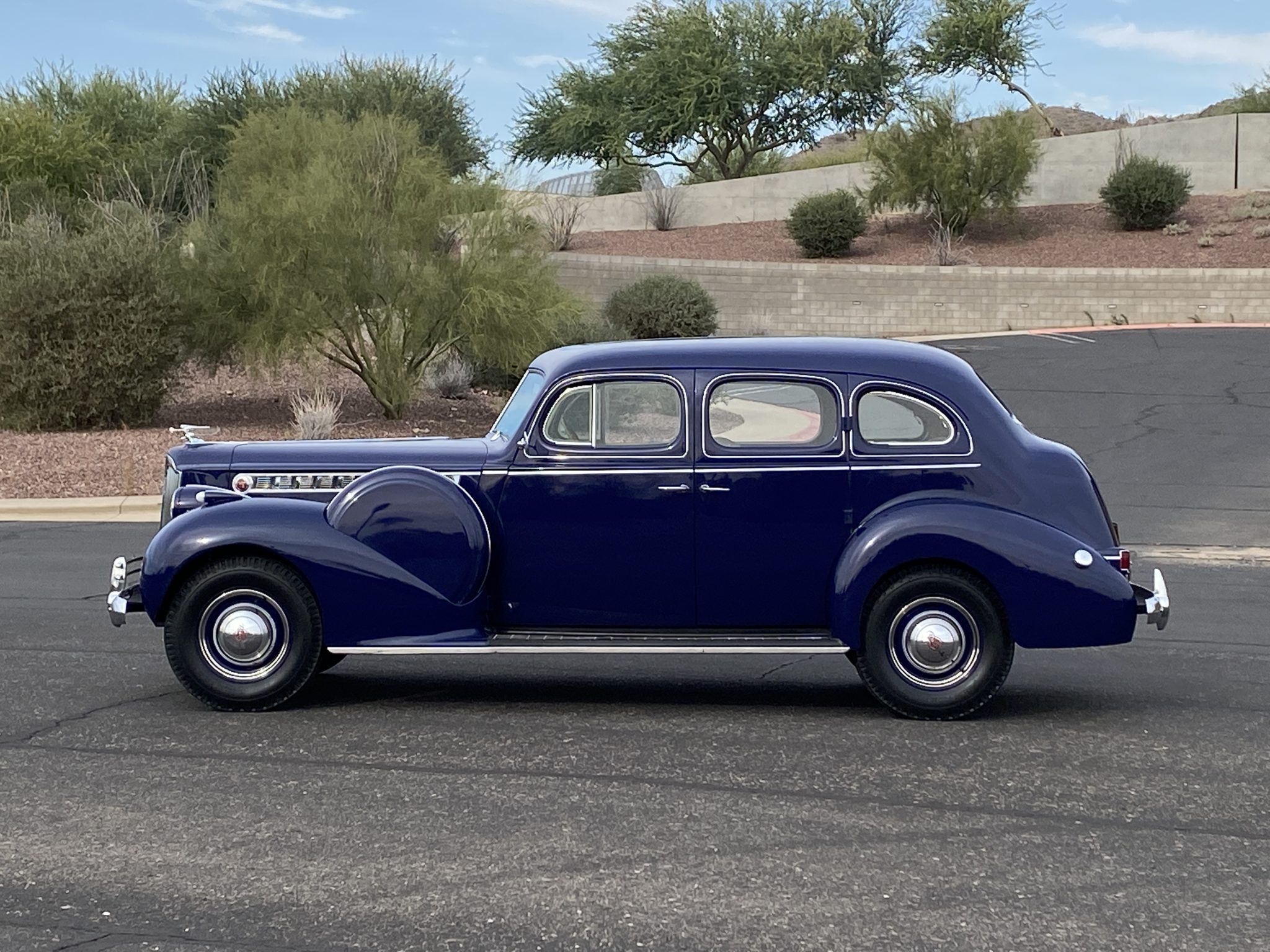 1940 Packard 160 Super Eight Touring Sedan - Classic Promenade