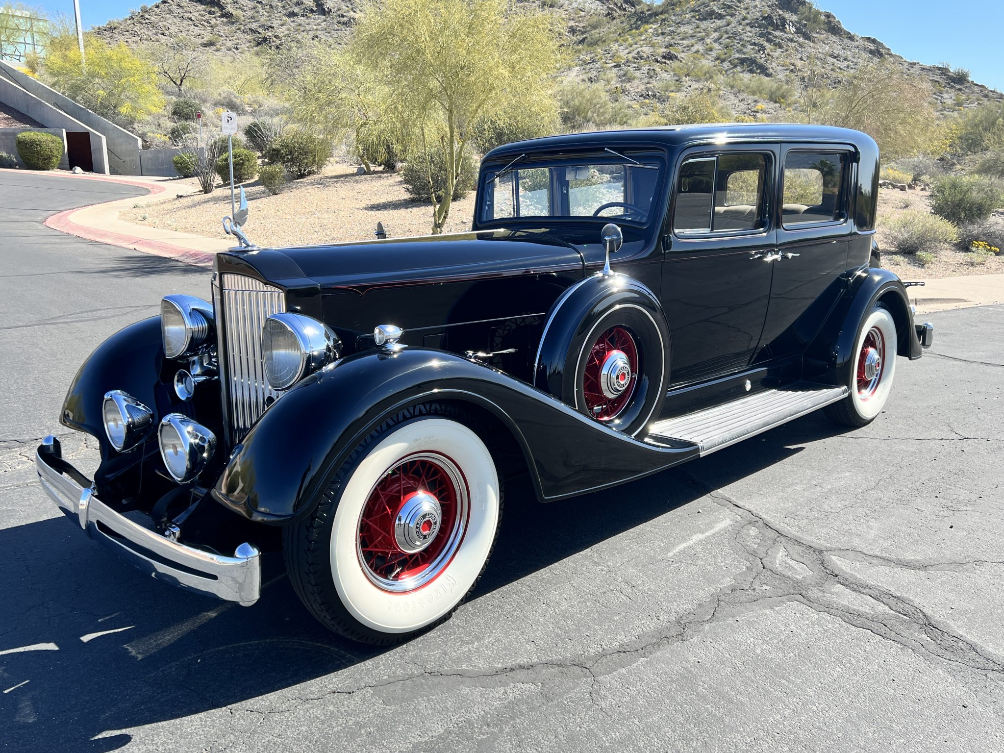 1934 Packard Super Eight Model 1104 Club Sedan - Classic Promenade