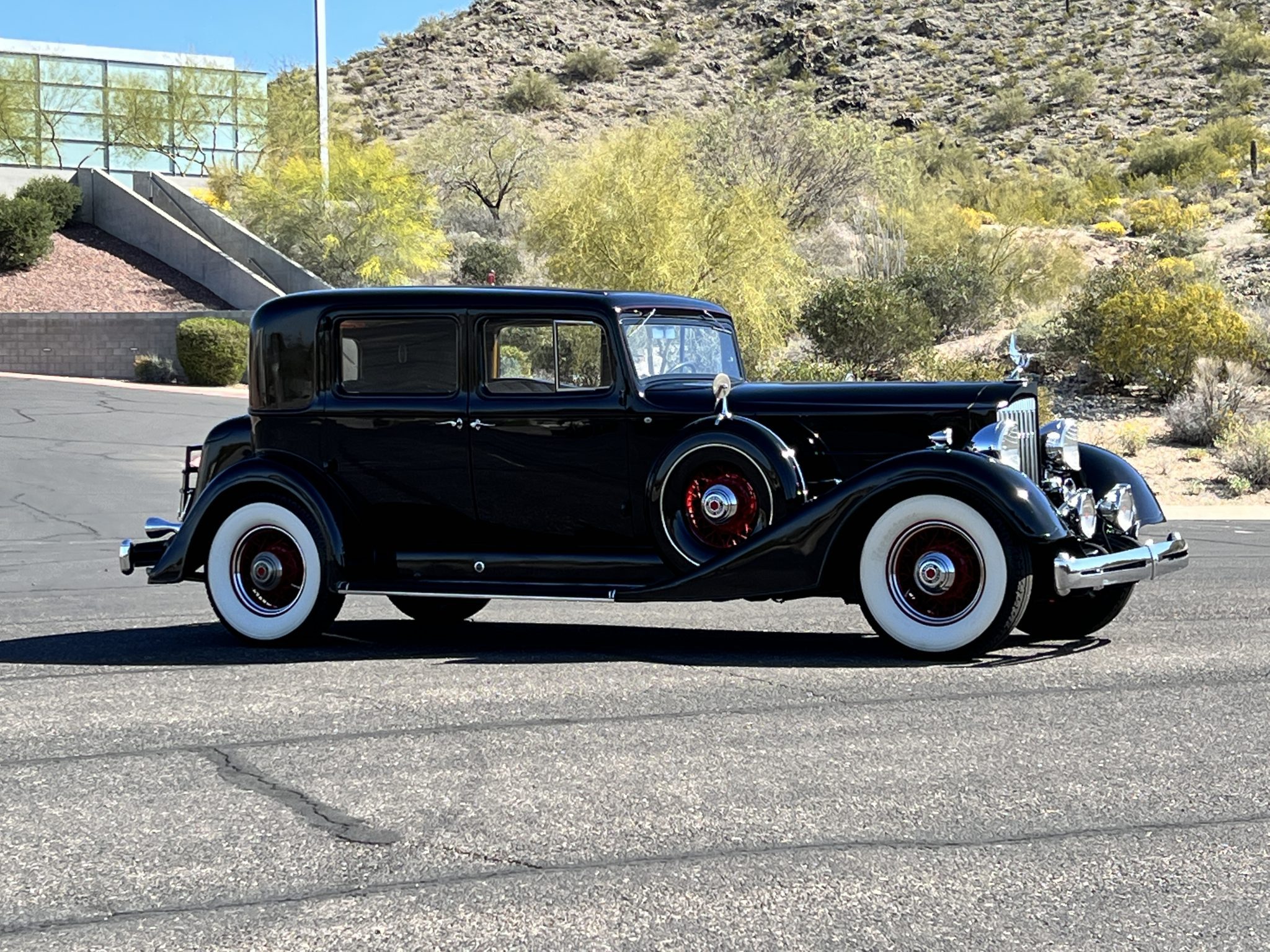 1934 Packard Super Eight Model 1104 Club Sedan - Classic Promenade