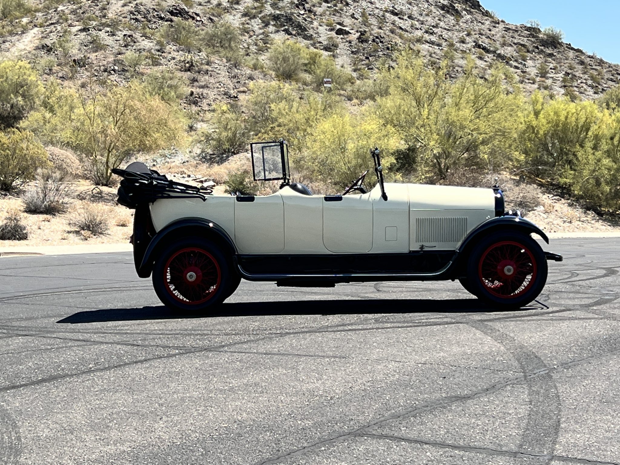 1922 Marmon Model 34B Touring - Classic Promenade