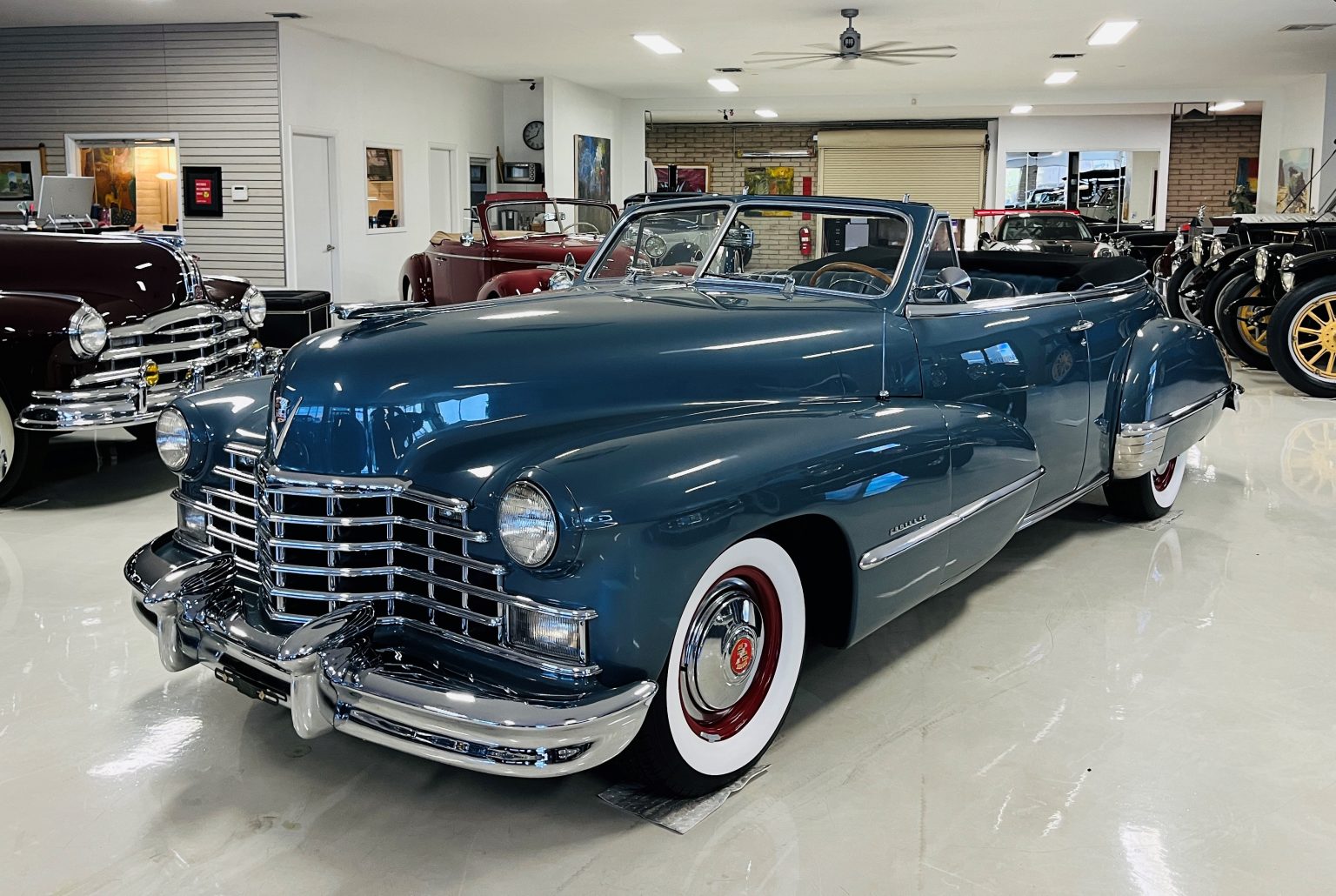 1946 Cadillac Series 62 Convertible Coupe - Classic Promenade