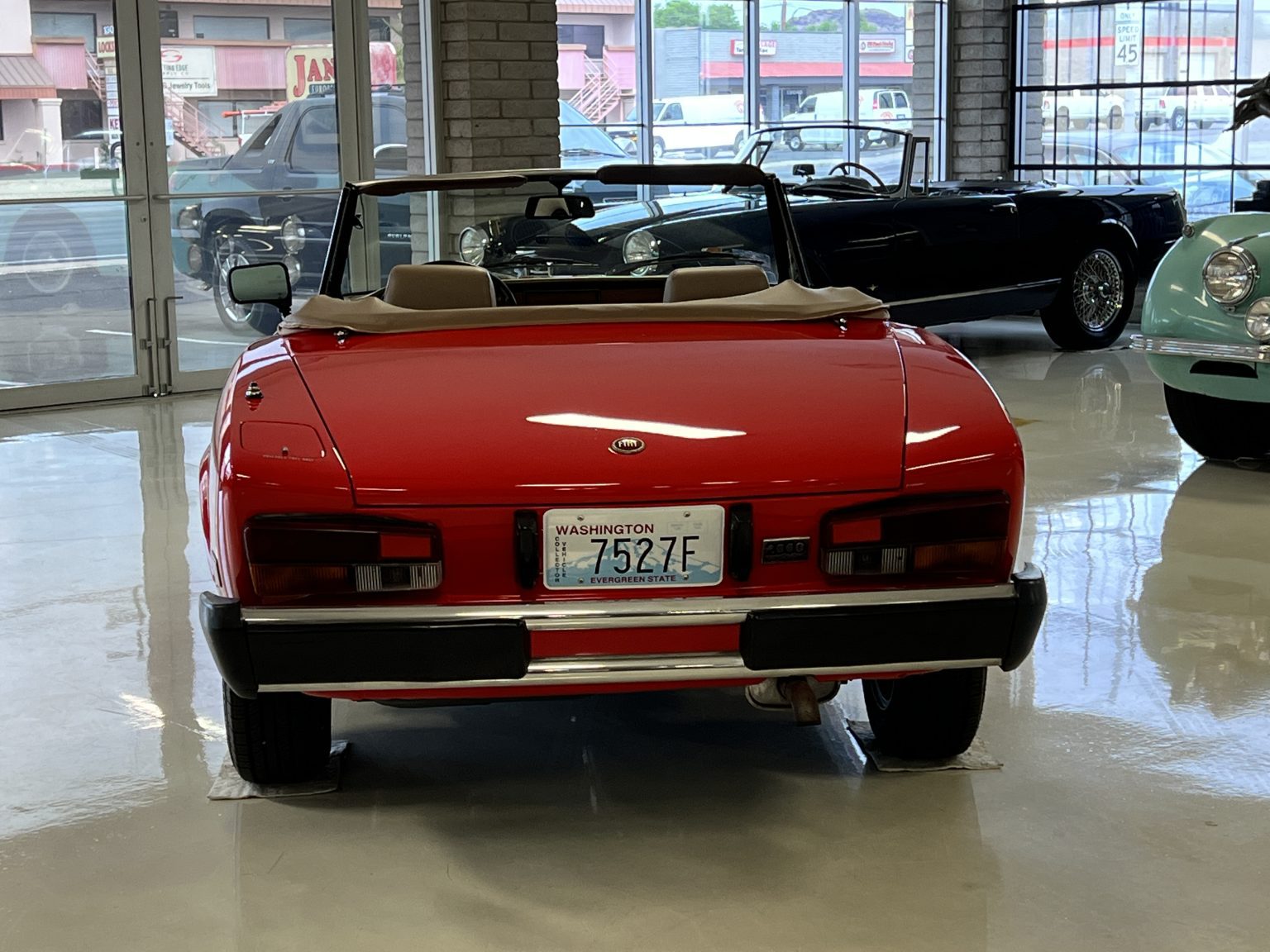 1981 Fiat Spider 2000 - Classic Promenade