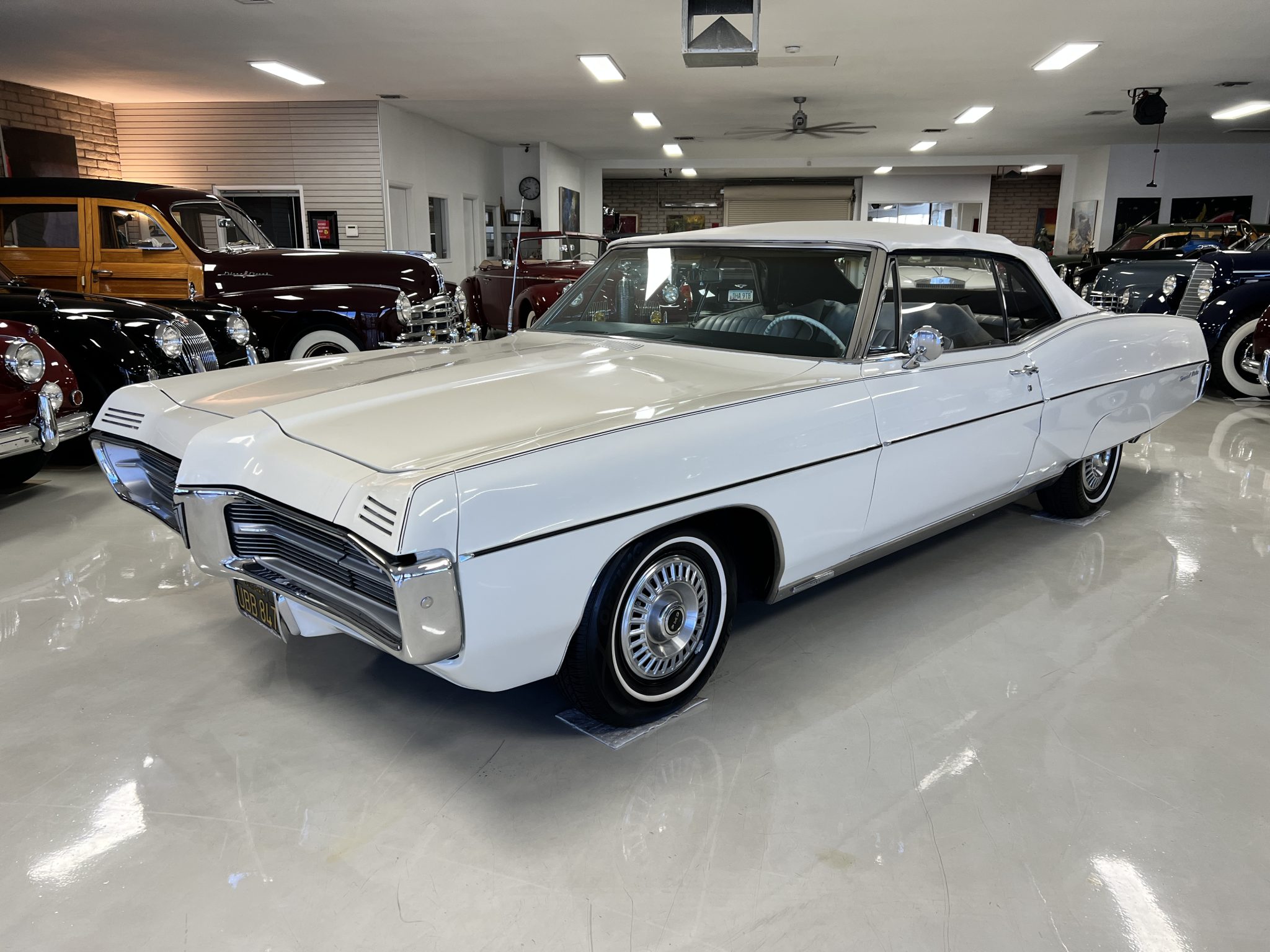 1967 Pontiac Grand Prix Convertible - Classic Promenade