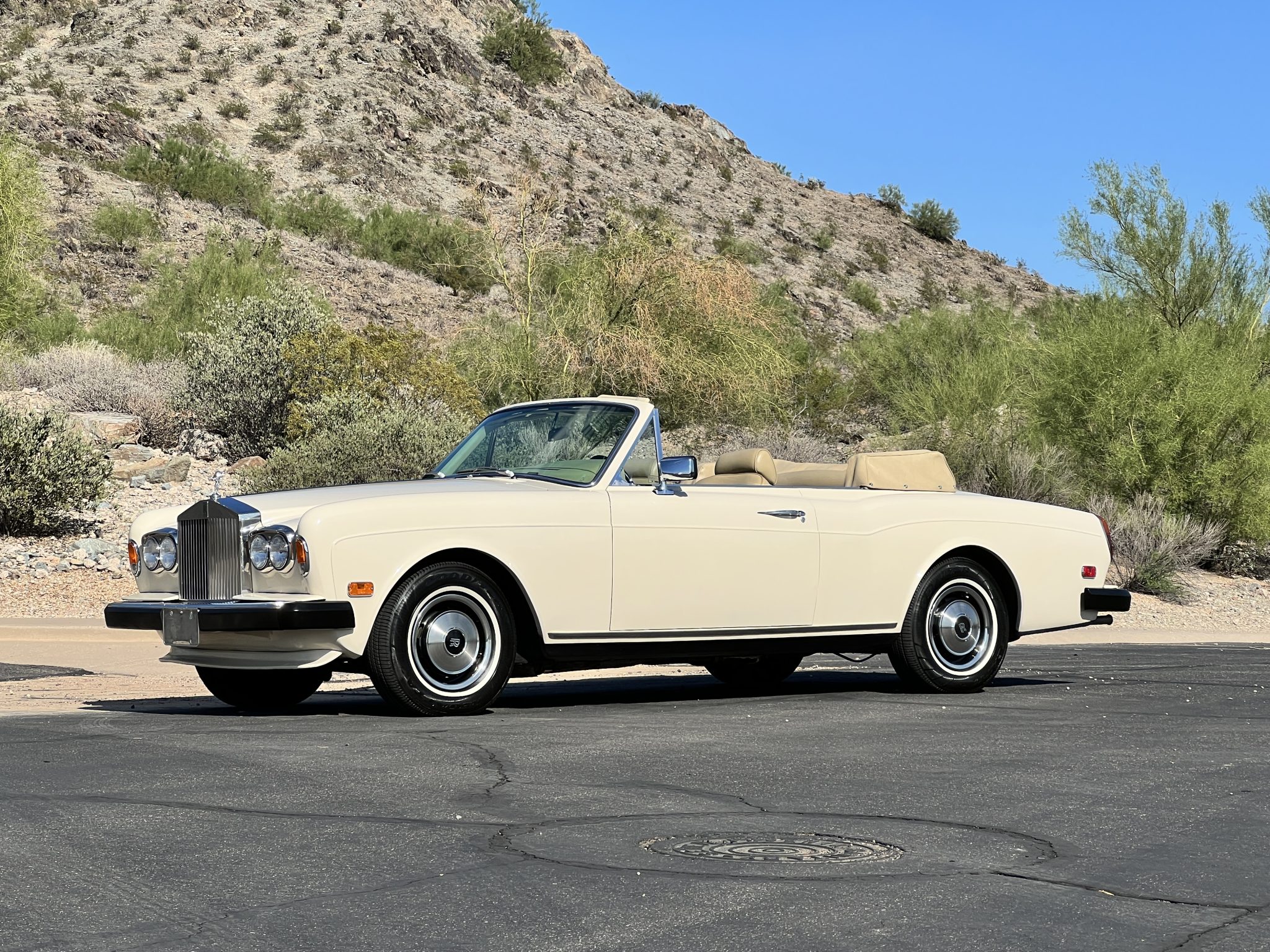 1983 Rolls-Royce Corniche DHC - Classic Promenade