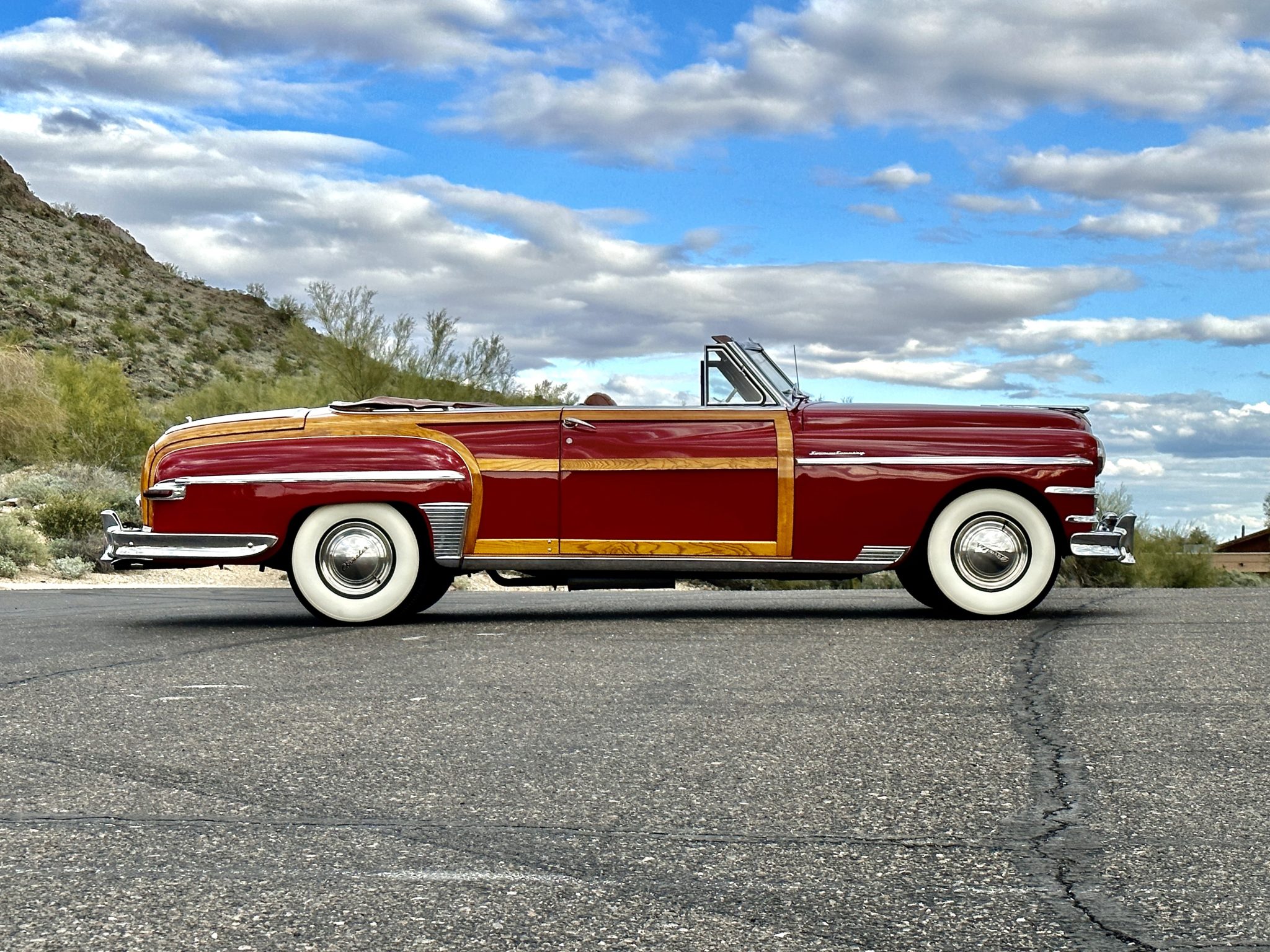 1949 Chrysler Town and Country Convertible - Classic Promenade