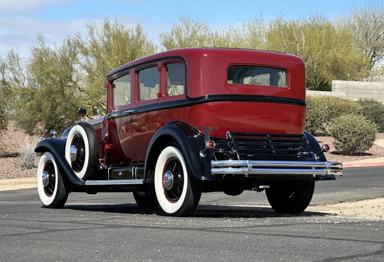 1930 Cadillac Series 353 V8 Sedan - Classic Promenade