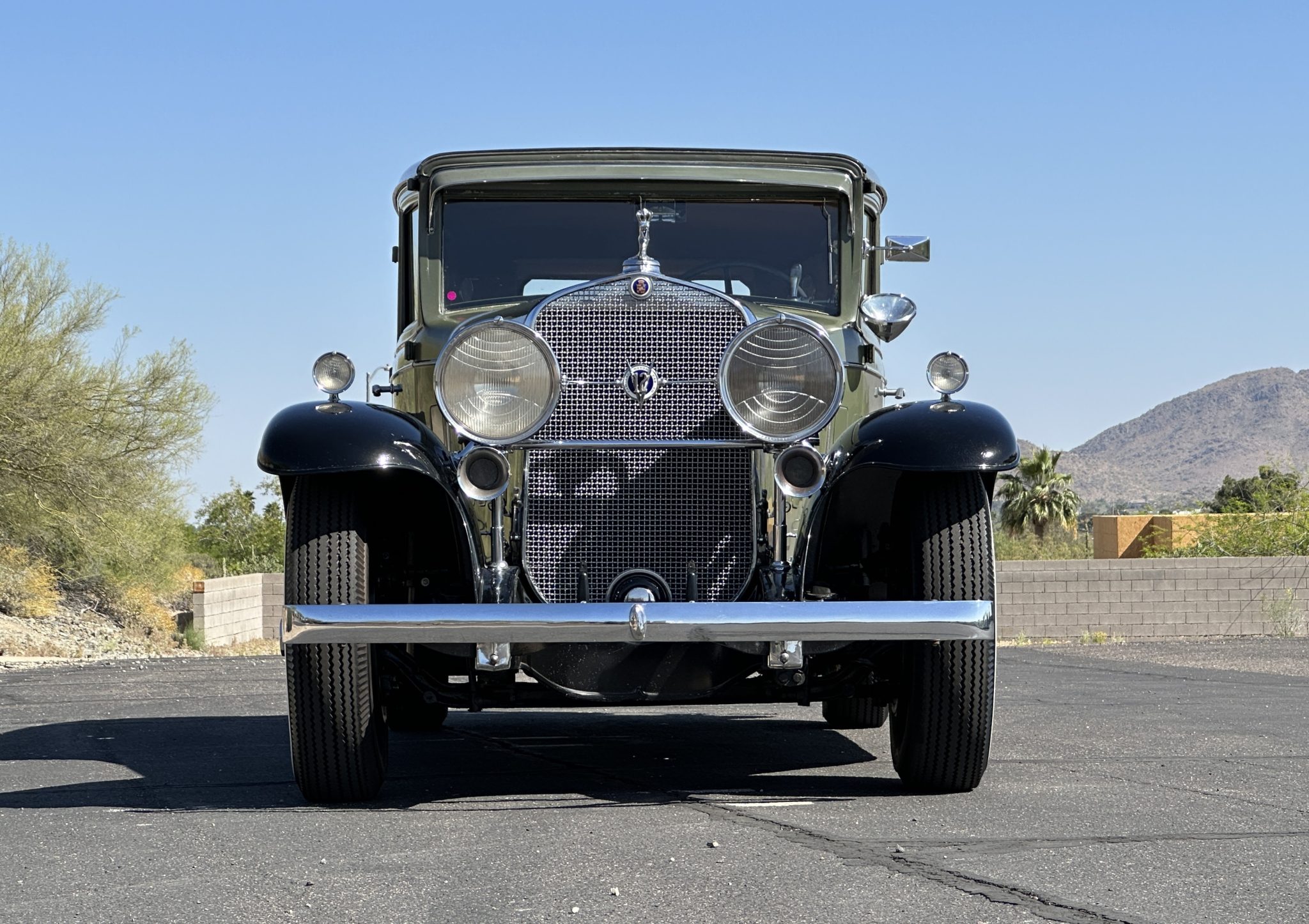 1931 Cadillac V-12 Model 370A - Classic Promenade