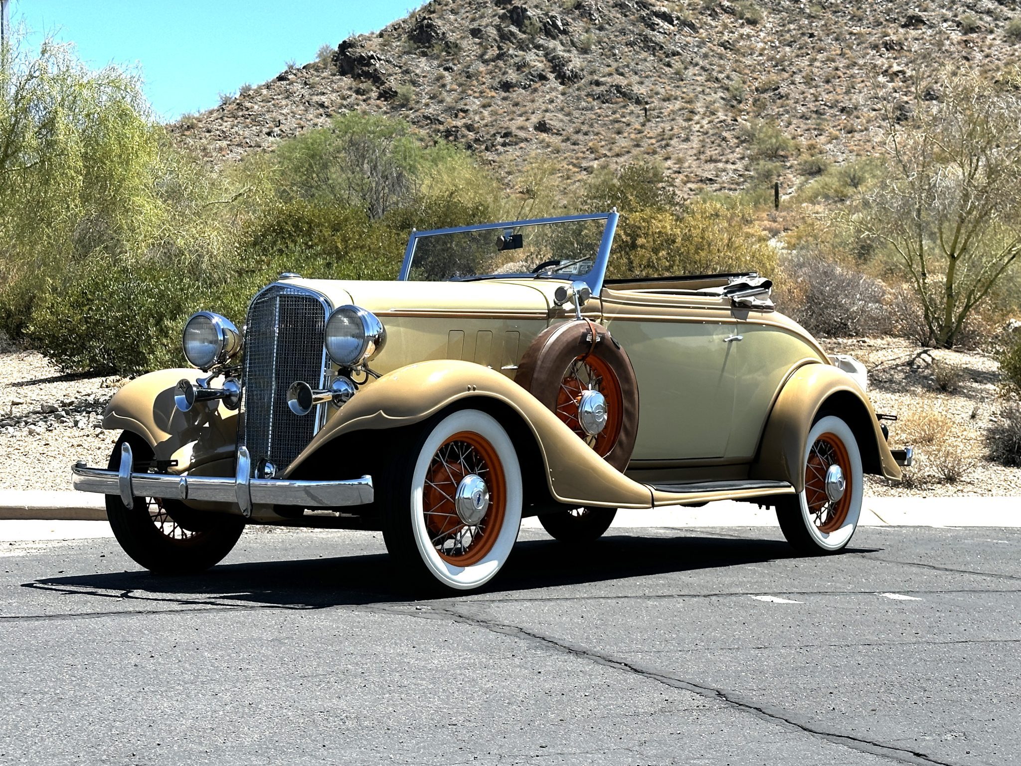 1933 Chevrolet Eagle Cabriolet - Classic Promenade