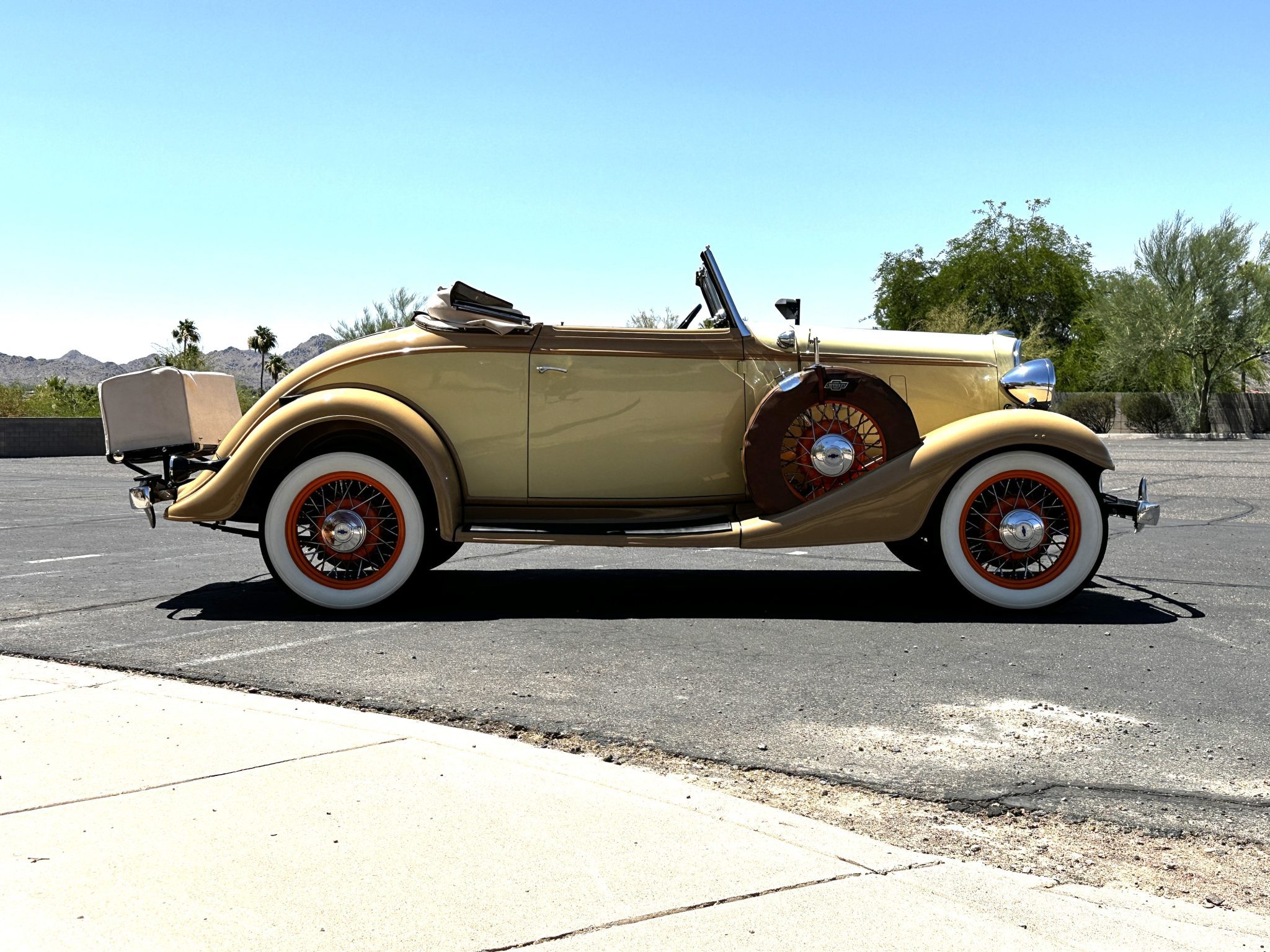 1933 Chevrolet Eagle Cabriolet - Classic Promenade