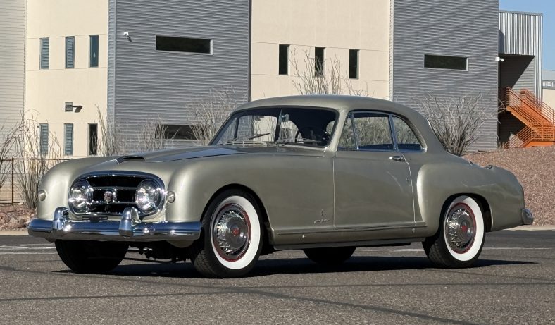 1954 Nash-Healey Le Mans Coupe - Classic Promenade