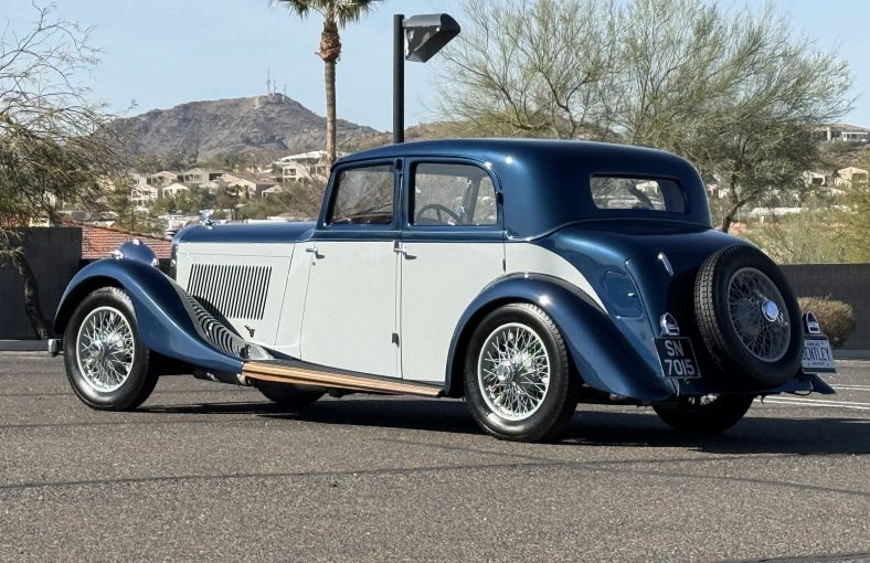 1935 Bentley 3.5 Liter Park Ward Sport Saloon - Classic Promenade